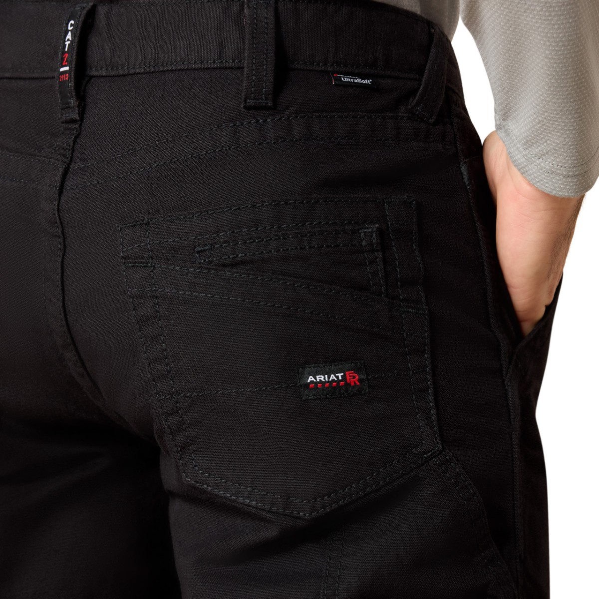 FR M4 Relaxed Workhorse Boot Cut Pant in Black